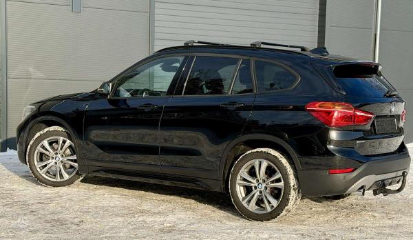 Black BMW X1 2017 in Utena, with an engine capacity of 2.00 L and mileage of 261 thousand km for 11200 €, photo 6 on AUTOMOTO.COM.LV