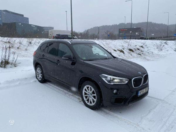Melns BMW X1 2017 Viļņa, ar dzinēja tilpumu 2.00 L un nobraukumu 242 tūkst. km par 17500 €, foto 7 vietnē AUTOMOTO.COM.LV