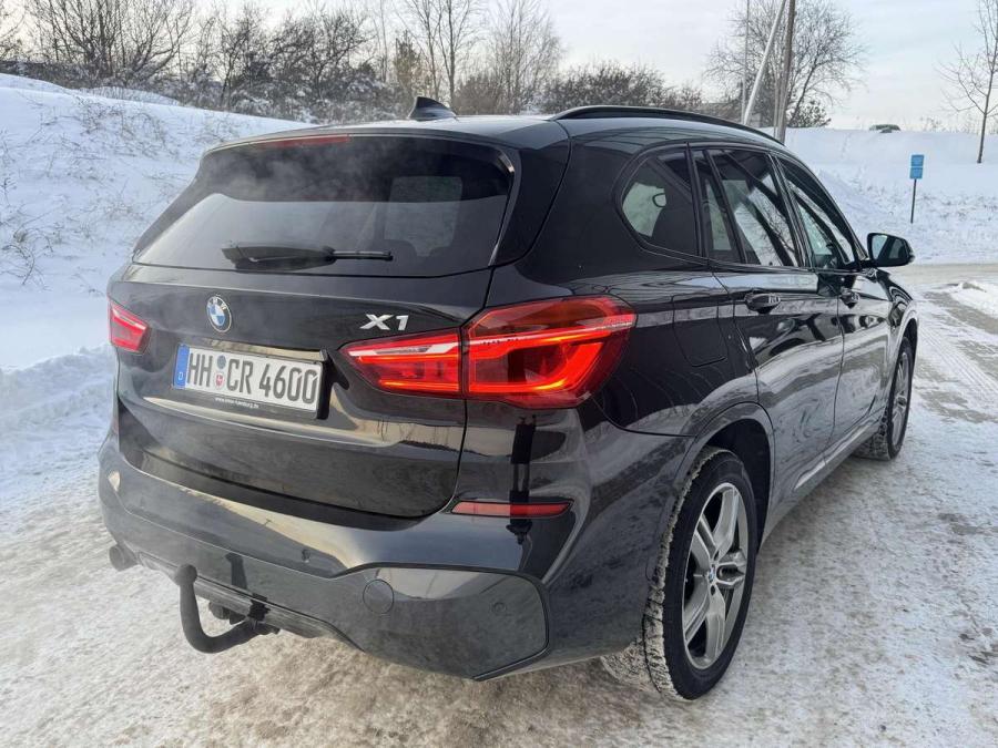 Melns BMW X1 2017 Viļņa, ar dzinēja tilpumu 2.00 L un nobraukumu 285 tūkst. km par 13450 €, foto 5 vietnē AUTOMOTO.COM.LV
