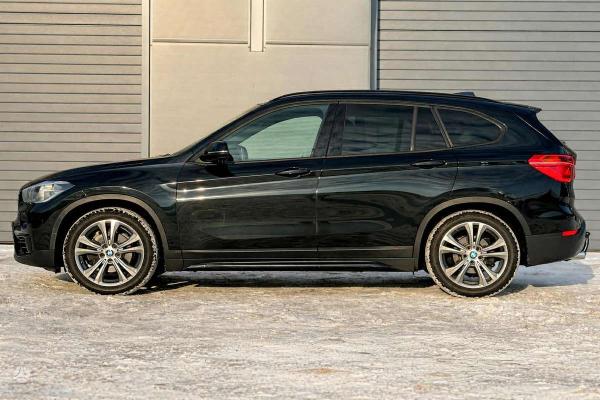Melns BMW X1 2017 Utena, ar dzinēja tilpumu 2.00 L un nobraukumu 261 tūkst. km par 10999 €, foto 8 vietnē AUTOMOTO.COM.LV