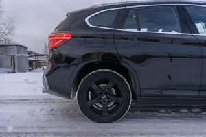 Black BMW X1 2017 in Vilnius, with an engine capacity of 2.00 L and mileage of 238 thousand km for 14500 €, photo 3 on AUTOMOTO.COM.LV