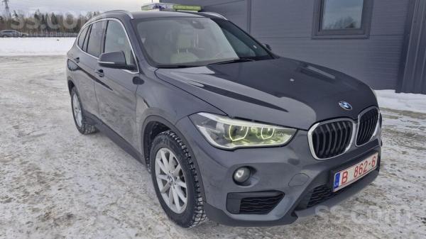 Melns BMW X1 2017 Talsi, ar dzinēja tilpumu 2.00 L un nobraukumu 0 tūkst. km par 14970 €, foto 4 vietnē AUTOMOTO.COM.LV