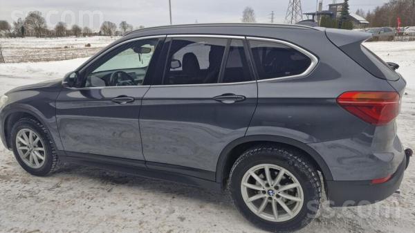 Melns BMW X1 2017 Talsi, ar dzinēja tilpumu 2.00 L un nobraukumu 0 tūkst. km par 14970 €, foto 6 vietnē AUTOMOTO.COM.LV