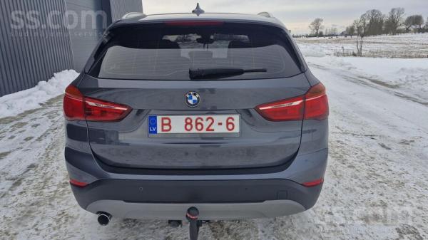 Melns BMW X1 2017 Talsi, ar dzinēja tilpumu 2.00 L un nobraukumu 0 tūkst. km par 14970 €, foto 8 vietnē AUTOMOTO.COM.LV