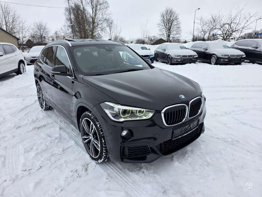 Melns BMW X1 2017 Telšiai, ar dzinēja tilpumu 2.00 L un nobraukumu 228 tūkst. km par 15350 €, foto 2 vietnē AUTOMOTO.COM.LV