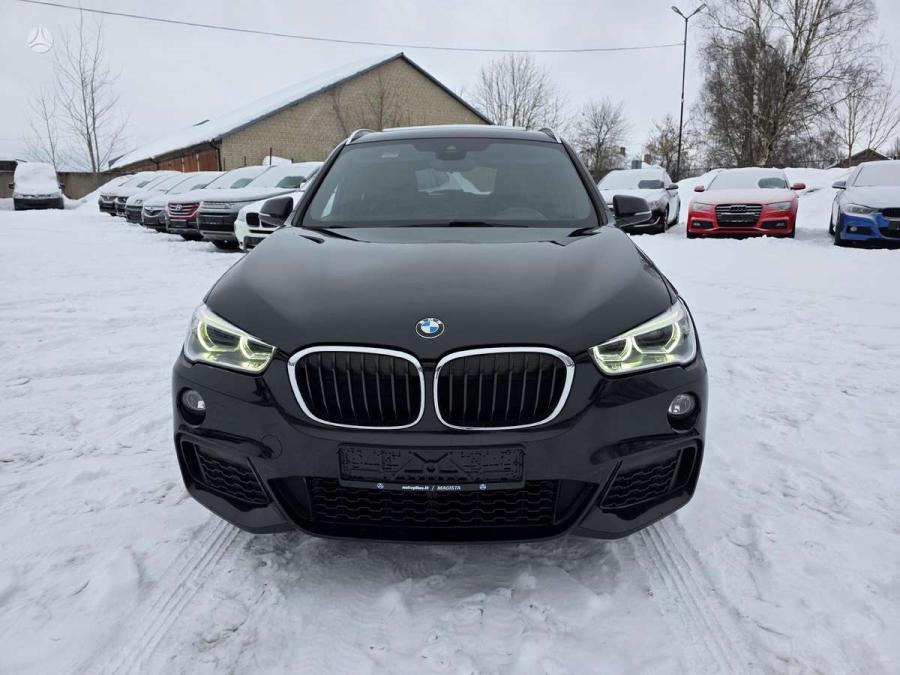Melns BMW X1 2017 Telšiai, ar dzinēja tilpumu 2.00 L un nobraukumu 228 tūkst. km par 15350 €, foto 5 vietnē AUTOMOTO.COM.LV