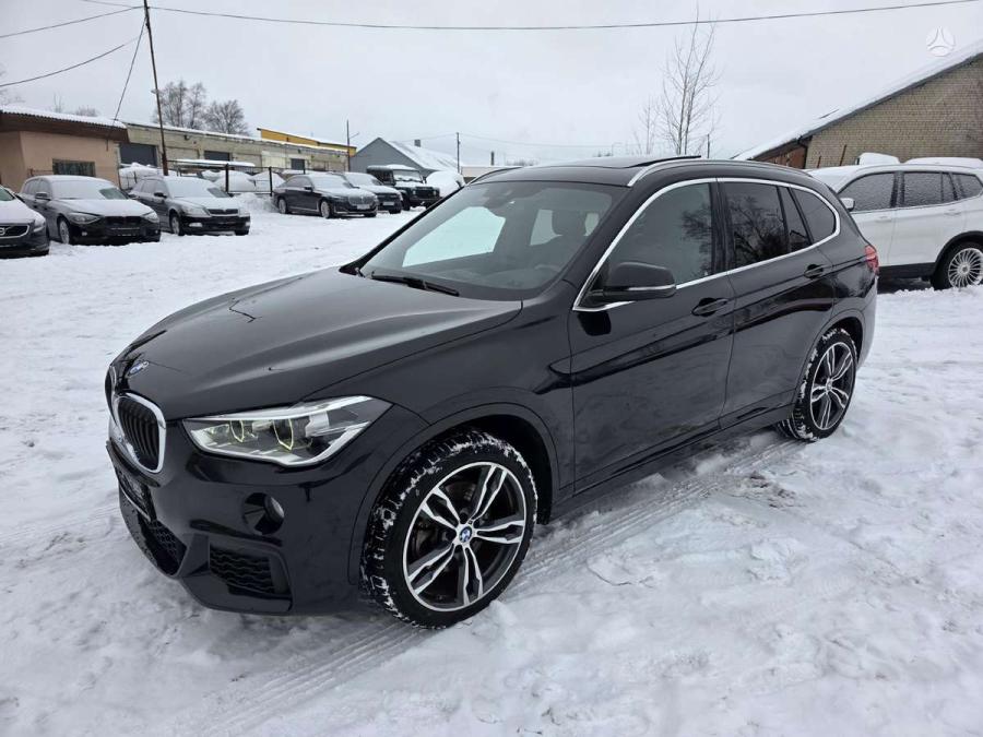 Melns BMW X1 2017 Telšiai, ar dzinēja tilpumu 2.00 L un nobraukumu 228 tūkst. km par 15350 €, foto 7 vietnē AUTOMOTO.COM.LV