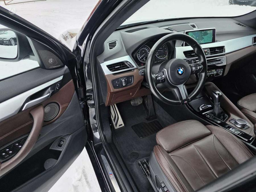Melns BMW X1 2017 Telšiai, ar dzinēja tilpumu 2.00 L un nobraukumu 228 tūkst. km par 15350 €, foto 26 vietnē AUTOMOTO.COM.LV