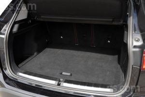 Black BMW X1 2017 in Riga, with an engine capacity of 2.00 L and mileage of 254 thousand km for 15290 €, photo 13 on AUTOMOTO.COM.LV