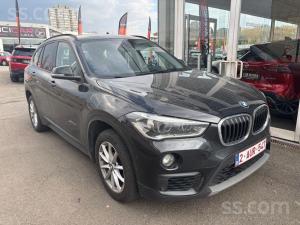 Black BMW X1 2017 in Riga, with an engine capacity of 1.50 L and mileage of 0 thousand km for 12950 €, photo 5 on AUTOMOTO.COM.LV