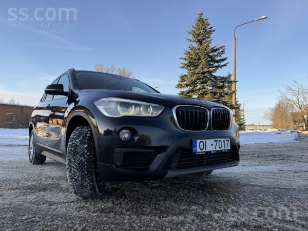 Melns BMW X1 2017 Cēsis, ar dzinēja tilpumu 1.50 L un nobraukumu 0 tūkst. km par 11900 €, foto 3 vietnē AUTOMOTO.COM.LV