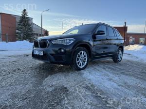 Black BMW X1 2017 in Cesis, with an engine capacity of 1.50 L and mileage of 0 thousand km for 11900 €, photo 11 on AUTOMOTO.COM.LV