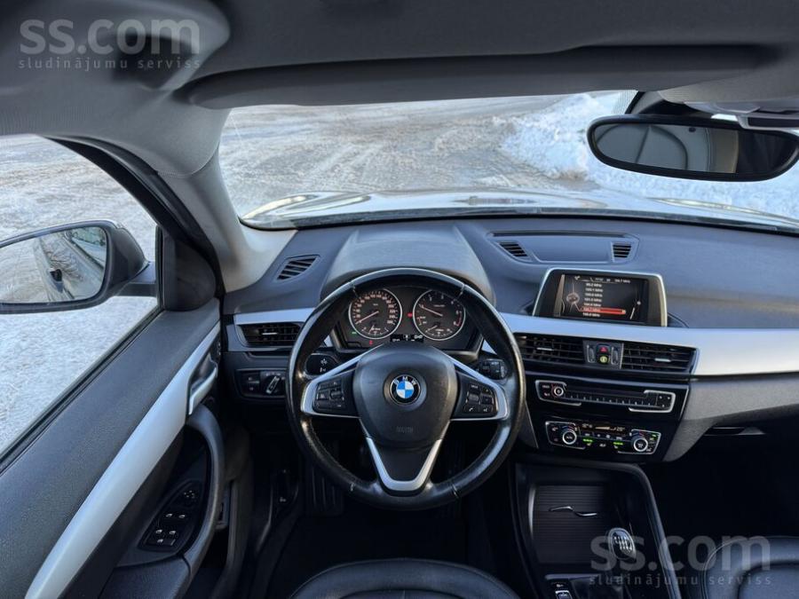 Black BMW X1 2017 in Cesis, with an engine capacity of 1.50 L and mileage of 0 thousand km for 11900 €, photo 15 on AUTOMOTO.COM.LV