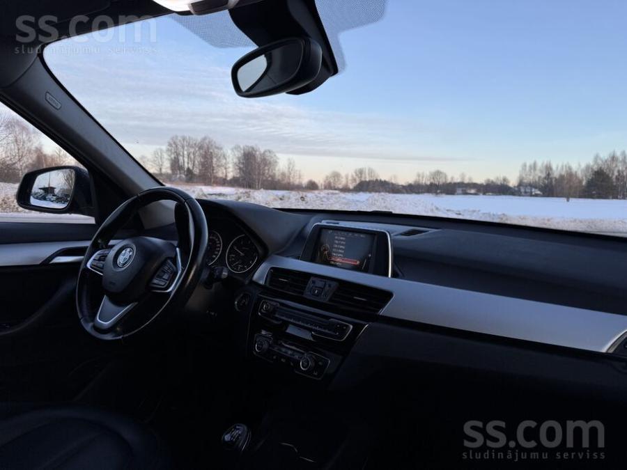 Black BMW X1 2017 in Cesis, with an engine capacity of 1.50 L and mileage of 0 thousand km for 11900 €, photo 22 on AUTOMOTO.COM.LV