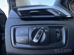 Black BMW X1 2017 in Cesis, with an engine capacity of 1.50 L and mileage of 0 thousand km for 11900 €, photo 30 on AUTOMOTO.COM.LV