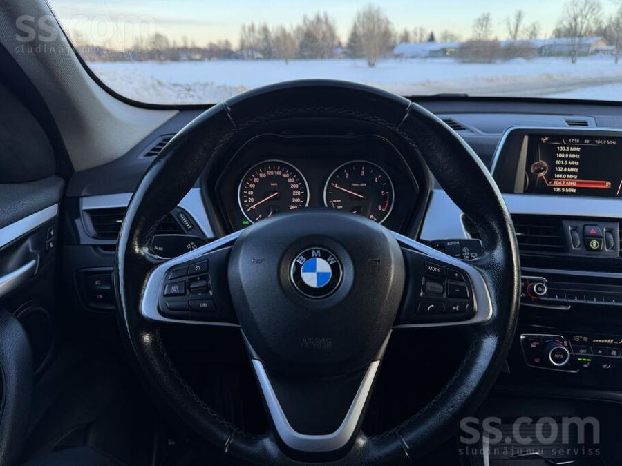 Black BMW X1 2017 in Cesis, with an engine capacity of 1.50 L and mileage of 0 thousand km for 11900 €, photo 32 on AUTOMOTO.COM.LV