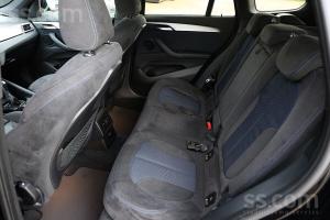 Black BMW X1 2017 in Tukums, with an engine capacity of 2.00 L and mileage of 180 thousand km for 15690 €, photo 12 on AUTOMOTO.COM.LV