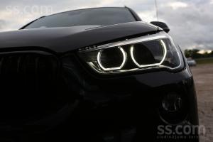 Black BMW X1 2017 in Tukums, with an engine capacity of 2.00 L and mileage of 180 thousand km for 15690 €, photo 28 on AUTOMOTO.COM.LV