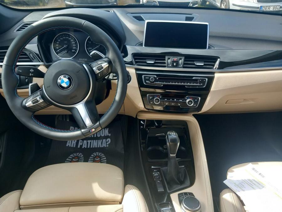 Black BMW X1 2017 in Utena, with an engine capacity of 2.00 L and mileage of 233 thousand km for 13300 €, photo 3 on AUTOMOTO.COM.LV
