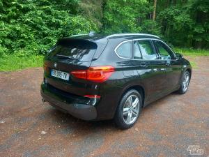 Black BMW X1 2017 in Utena, with an engine capacity of 2.00 L and mileage of 233 thousand km for 13300 €, photo 11 on AUTOMOTO.COM.LV