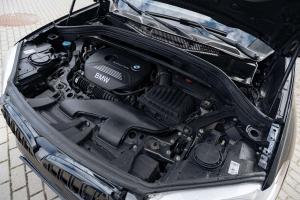 Black BMW X1 2017 in Klaipeda, with an engine capacity of 2.00 L and mileage of 190 thousand km for 13400 €, photo 32 on AUTOMOTO.COM.LV