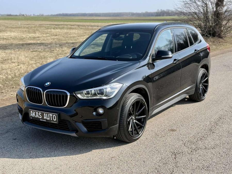 Black BMW X1 2017 in Siauliai, with an engine capacity of 2.00 L and mileage of 212 thousand km for 12700 €, photo 1 on AUTOMOTO.COM.LV