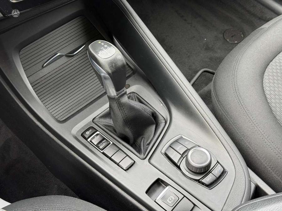 Black BMW X1 2017 in Siauliai, with an engine capacity of 2.00 L and mileage of 212 thousand km for 12700 €, photo 14 on AUTOMOTO.COM.LV