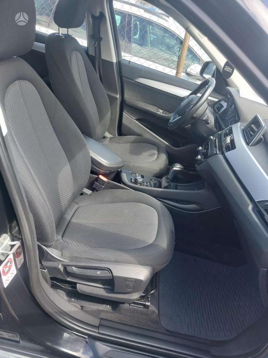 Melns BMW X1 2017 Kauņa, ar dzinēja tilpumu 2.00 L un nobraukumu 347 tūkst. km par 9900 €, foto 12 vietnē AUTOMOTO.COM.LV