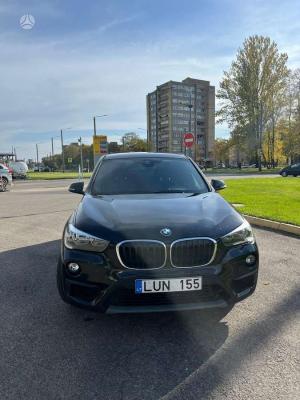 Melns BMW X1 2017 Kauņa, ar dzinēja tilpumu 0.00 L un nobraukumu 190 tūkst. km par 14100 €, foto 3 vietnē AUTOMOTO.COM.LV