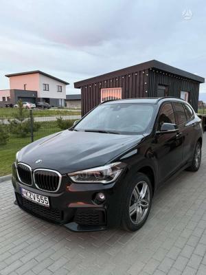 Melns BMW X1 2017 Klaipėda, ar dzinēja tilpumu 2.00 L un nobraukumu 198 tūkst. km par 15600 €, foto  vietnē AUTOMOTO.COM.LV