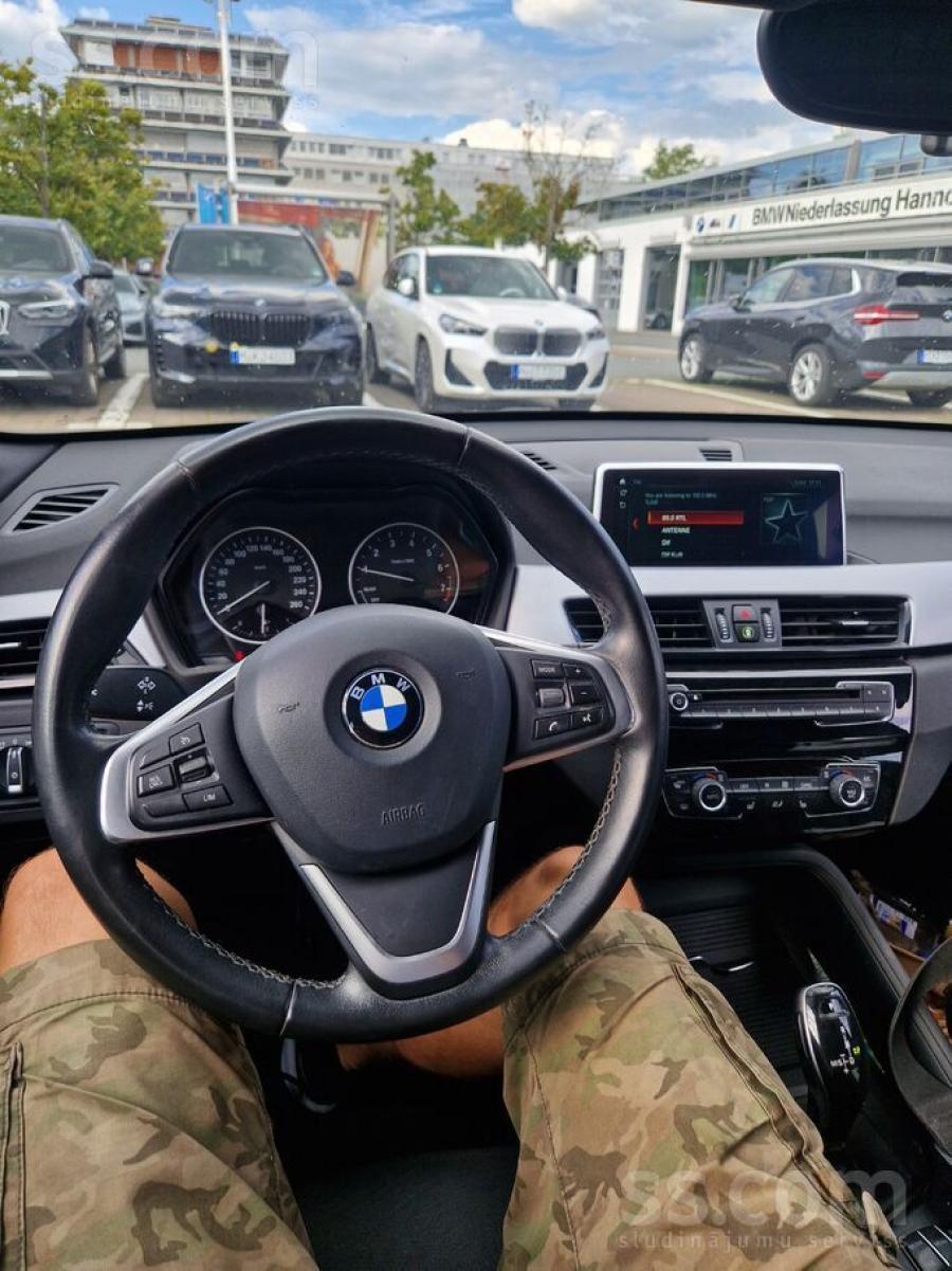 Melns BMW X1 2017 Tukums, ar dzinēja tilpumu 1.50 L un nobraukumu 203 tūkst. km par 12500 €, foto 5 vietnē AUTOMOTO.COM.LV