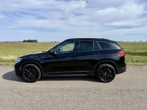 Black BMW X1 2017 in Vilkaviskis, with an engine capacity of 2.00 L and mileage of 212 thousand km for 12600 €, photo 7 on AUTOMOTO.COM.LV