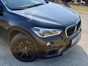 Black BMW X1 2017 in Vilkaviskis, with an engine capacity of 2.00 L and mileage of 212 thousand km for 12600 €, photo 8 on AUTOMOTO.COM.LV