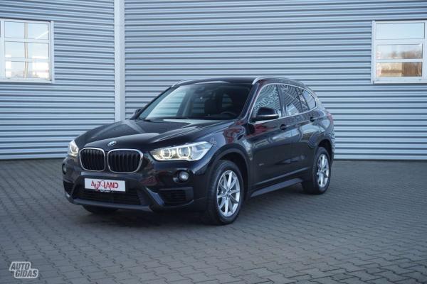 Melns BMW X1 2018 Kauņa, ar dzinēja tilpumu 1.50 L un nobraukumu 71 tūkst. km par 23420 €, foto 2 vietnē AUTOMOTO.COM.LV