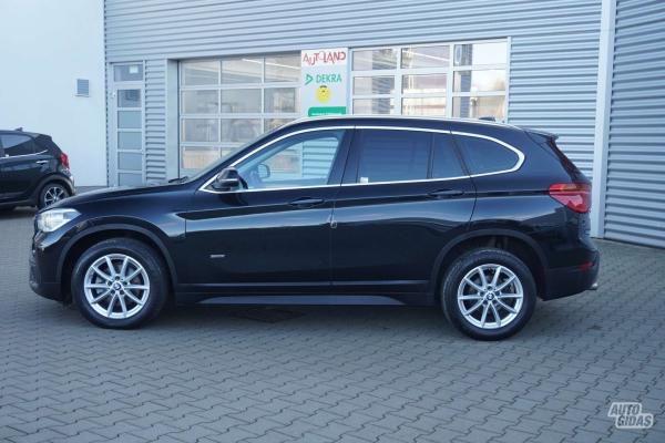 Melns BMW X1 2018 Kauņa, ar dzinēja tilpumu 1.50 L un nobraukumu 71 tūkst. km par 23420 €, foto 9 vietnē AUTOMOTO.COM.LV