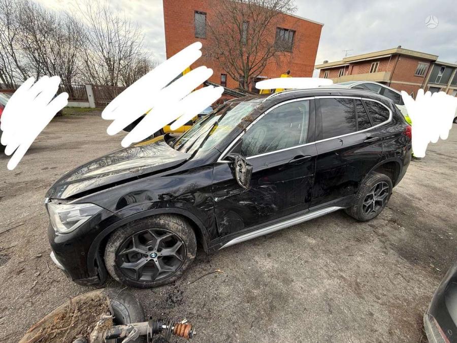 Melns BMW X1 2018 Panevēža, ar dzinēja tilpumu 2.00 L un nobraukumu 160 tūkst. km par 5500 €, foto 2 vietnē AUTOMOTO.COM.LV