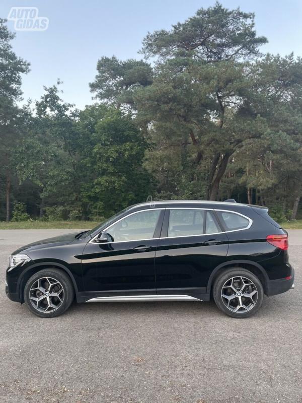 Melns BMW X1 2018 Kauņa, ar dzinēja tilpumu 2.00 L un nobraukumu 137 tūkst. km par 12000 €, foto 3 vietnē AUTOMOTO.COM.LV