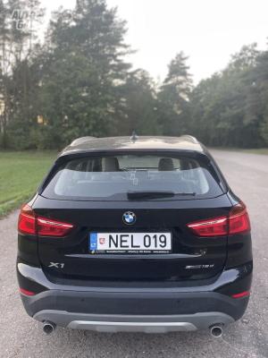 Black BMW X1 2018 in Kaunas, with an engine capacity of 2.00 L and mileage of 137 thousand km for 12000 €, photo 5 on AUTOMOTO.COM.LV