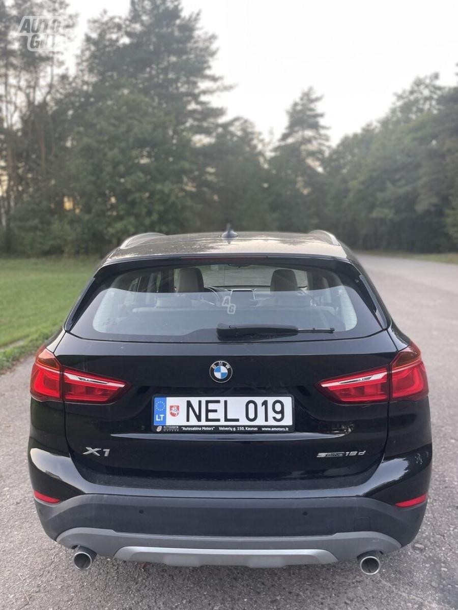 Black BMW X1 2018 in Kaunas, with an engine capacity of 2.00 L and mileage of 137 thousand km for 12000 €, photo 5 on AUTOMOTO.COM.LV