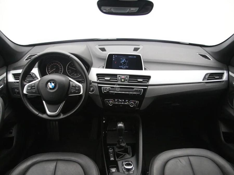 Black BMW X1 2018 in Vilnius, with an engine capacity of 2.00 L and mileage of 154 thousand km for 16999 €, photo 3 on AUTOMOTO.COM.LV