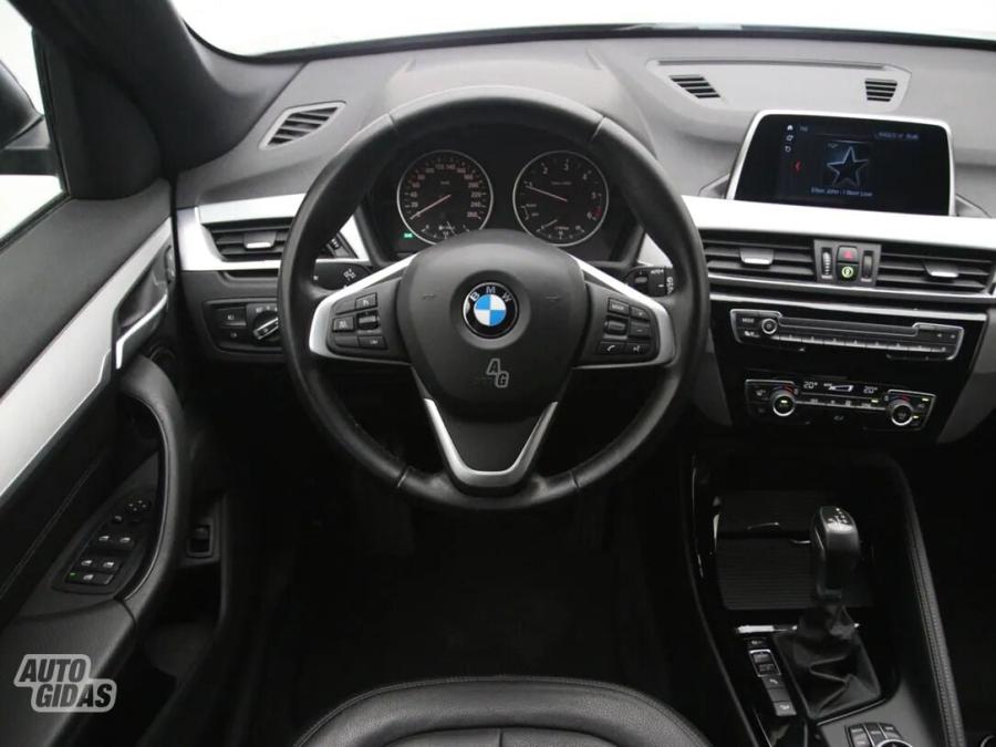 Black BMW X1 2018 in Vilnius, with an engine capacity of 2.00 L and mileage of 154 thousand km for 16999 €, photo 18 on AUTOMOTO.COM.LV