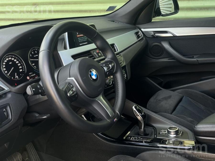 Black BMW X1 2018 in Riga, with an engine capacity of 1.50 L and mileage of 146 thousand km for 15500 €, photo 14 on AUTOMOTO.COM.LV