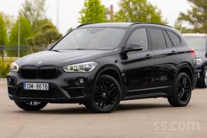 Melns BMW X1 2018 Jelgava, ar dzinēja tilpumu 2.00 L un nobraukumu 0 tūkst. km par 14600 €, foto 3 vietnē AUTOMOTO.COM.LV