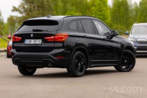 Melns BMW X1 2018 Jelgava, ar dzinēja tilpumu 2.00 L un nobraukumu 0 tūkst. km par 14600 €, foto 5 vietnē AUTOMOTO.COM.LV