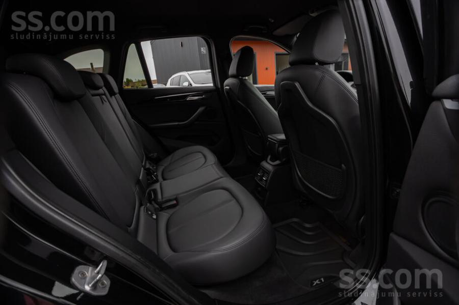 Melns BMW X1 2018 Jelgava, ar dzinēja tilpumu 2.00 L un nobraukumu 0 tūkst. km par 14600 €, foto 10 vietnē AUTOMOTO.COM.LV