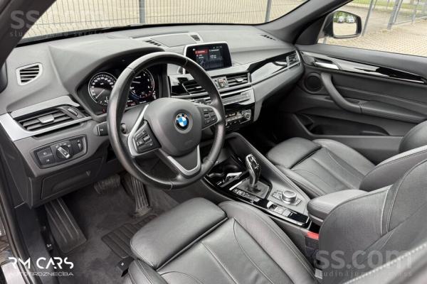 Black BMW X1 2018 in Jelgava, with an engine capacity of 2.00 L and mileage of 0 thousand km for 15450 €, photo 9 on AUTOMOTO.COM.LV