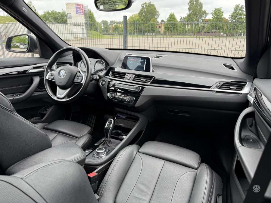 Melns BMW X1 2018 Joniškis, ar dzinēja tilpumu 2.00 L un nobraukumu 157 tūkst. km par 15450 €, foto 12 vietnē AUTOMOTO.COM.LV