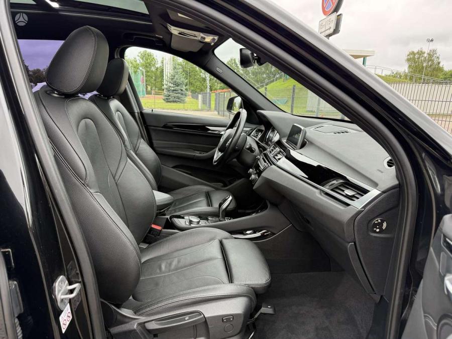 Melns BMW X1 2018 Joniškis, ar dzinēja tilpumu 2.00 L un nobraukumu 157 tūkst. km par 15450 €, foto 13 vietnē AUTOMOTO.COM.LV