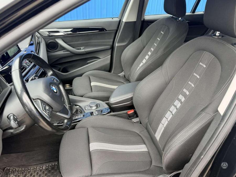 Melns BMW X1 2018 Kauņa, ar dzinēja tilpumu 2.00 L un nobraukumu 181 tūkst. km par 15900 €, foto 10 vietnē AUTOMOTO.COM.LV