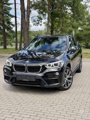 Melns BMW X1 2018 Prienai, ar dzinēja tilpumu 2.00 L un nobraukumu 250 tūkst. km par 12350 €, foto  vietnē AUTOMOTO.COM.LV